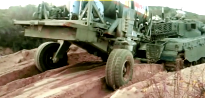 Israel and Stuff » WATCH: New logistics trailers for heavy armored IDF ...
