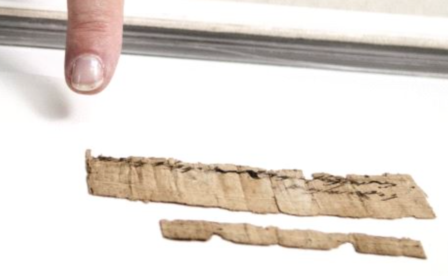 Israel and Stuff » Ancient papyrus scroll dating from 7th century BCE ...
