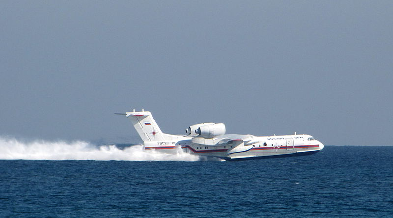 Israel and Stuff » beriev-be-200-filling-water-tanks-in-the ...