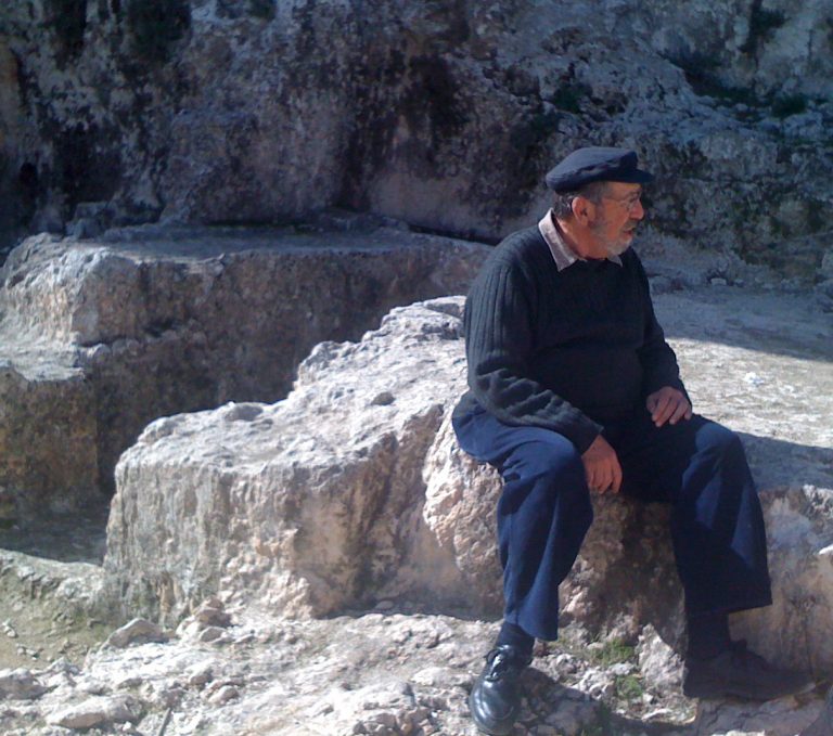 Israel and Stuff » Dr. Gabriel Barkay at Ketef Hinnom, sitting on top ...