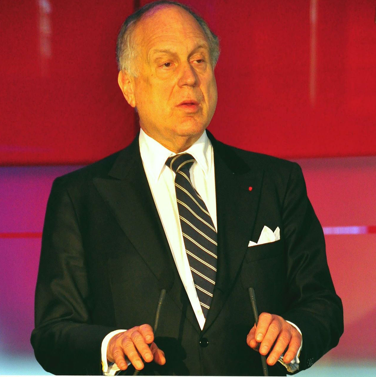 Israel and Stuff » Ronald Lauder addressing a meeting of the World ...