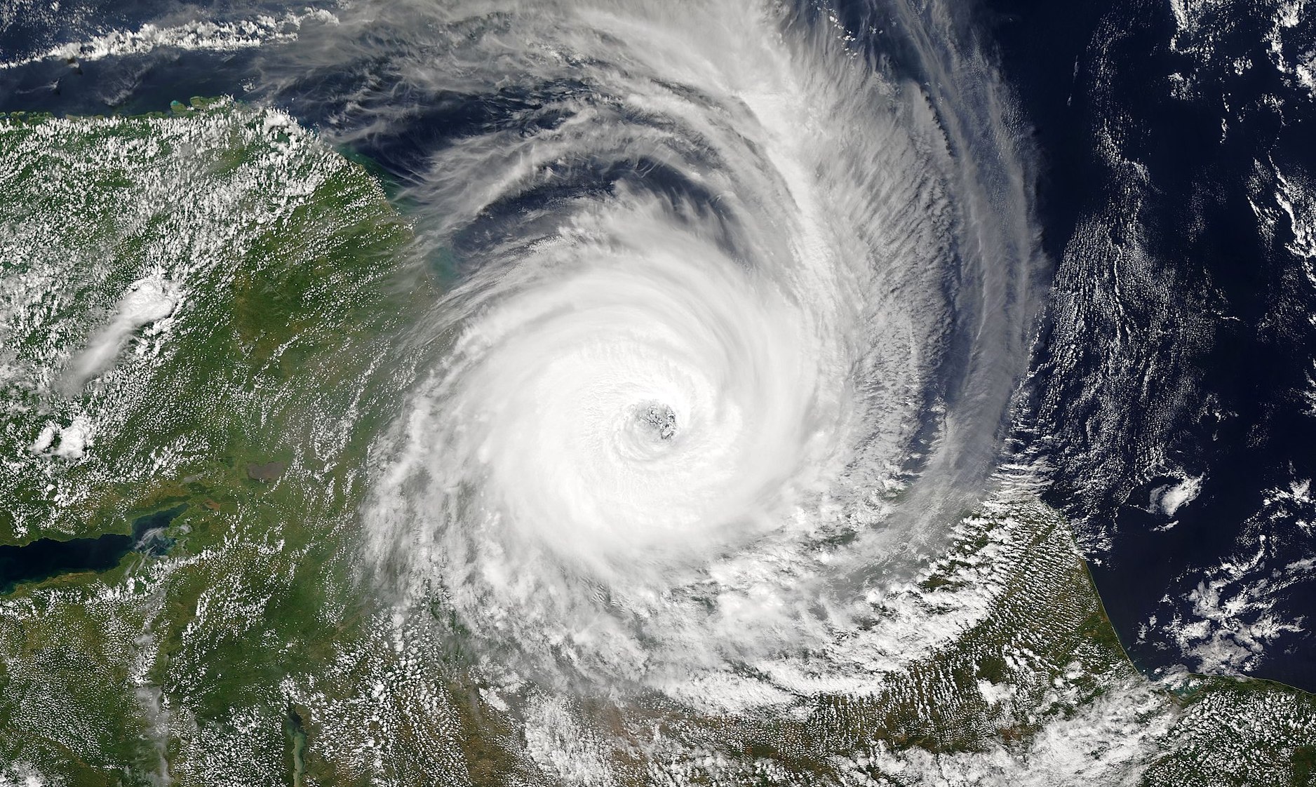 Israel and Stuff » IsraAID sends emergency response team to cyclone ...